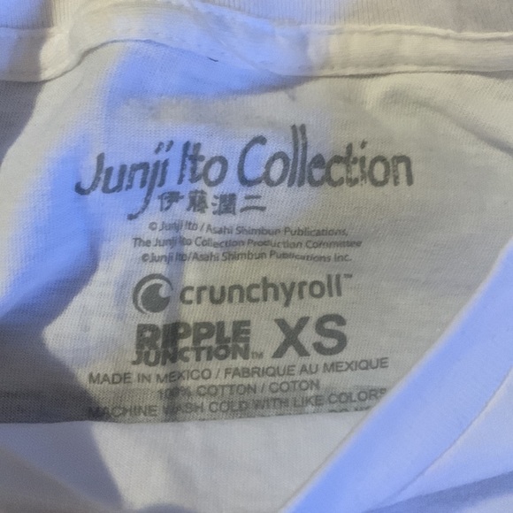 Hot Topic | Shirts | Junji Ito Collection Crunchy Roll Hot Topic Green ...